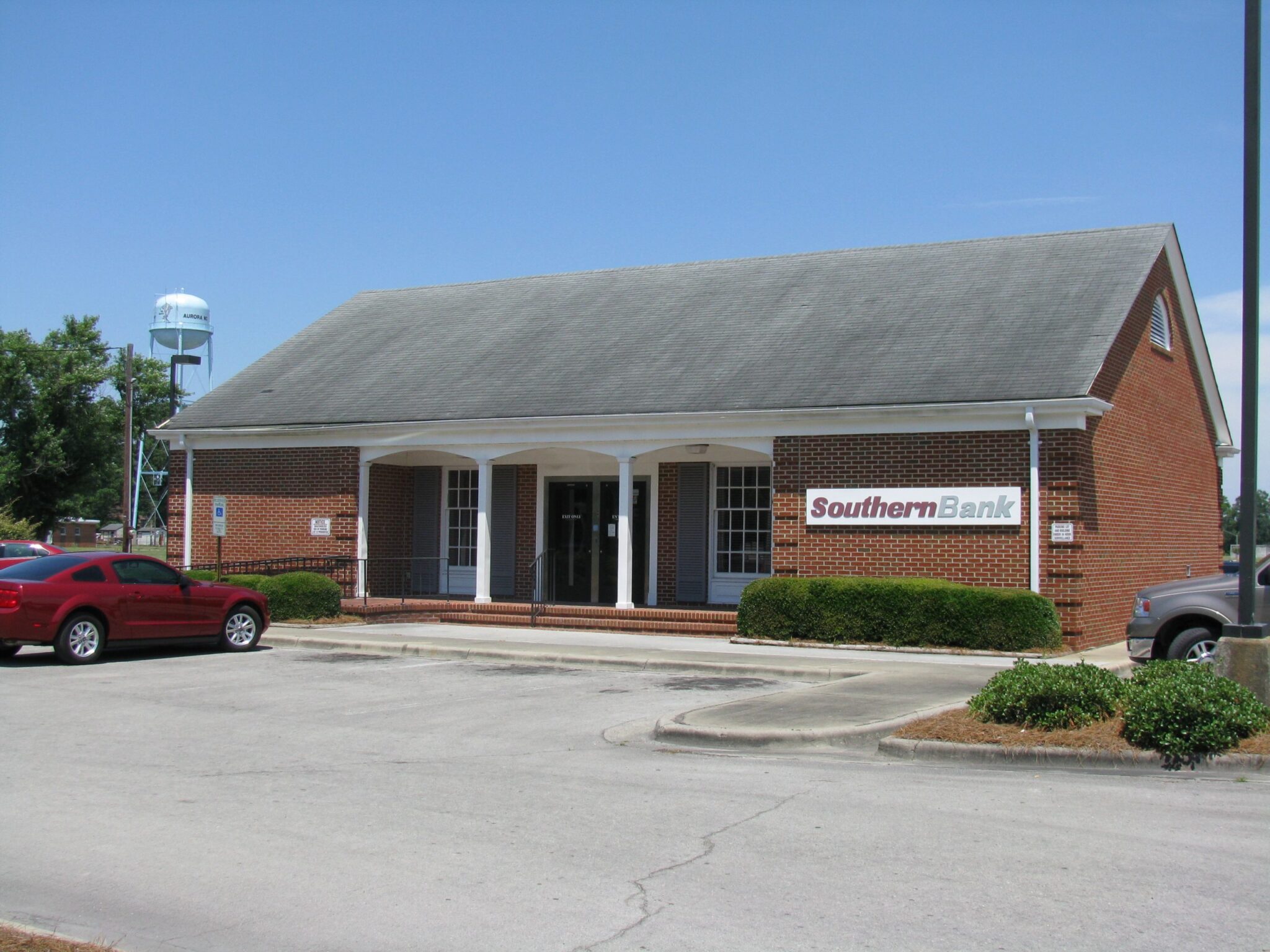 Southern Bank of Aurora on Fifth St | Personal and Business Banking