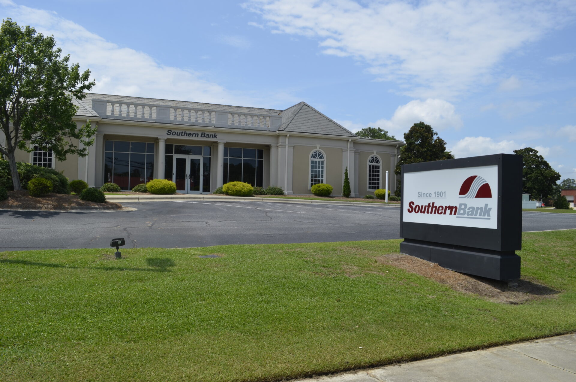Southern Bank of Belhaven on Main St | Personal and Business Banking